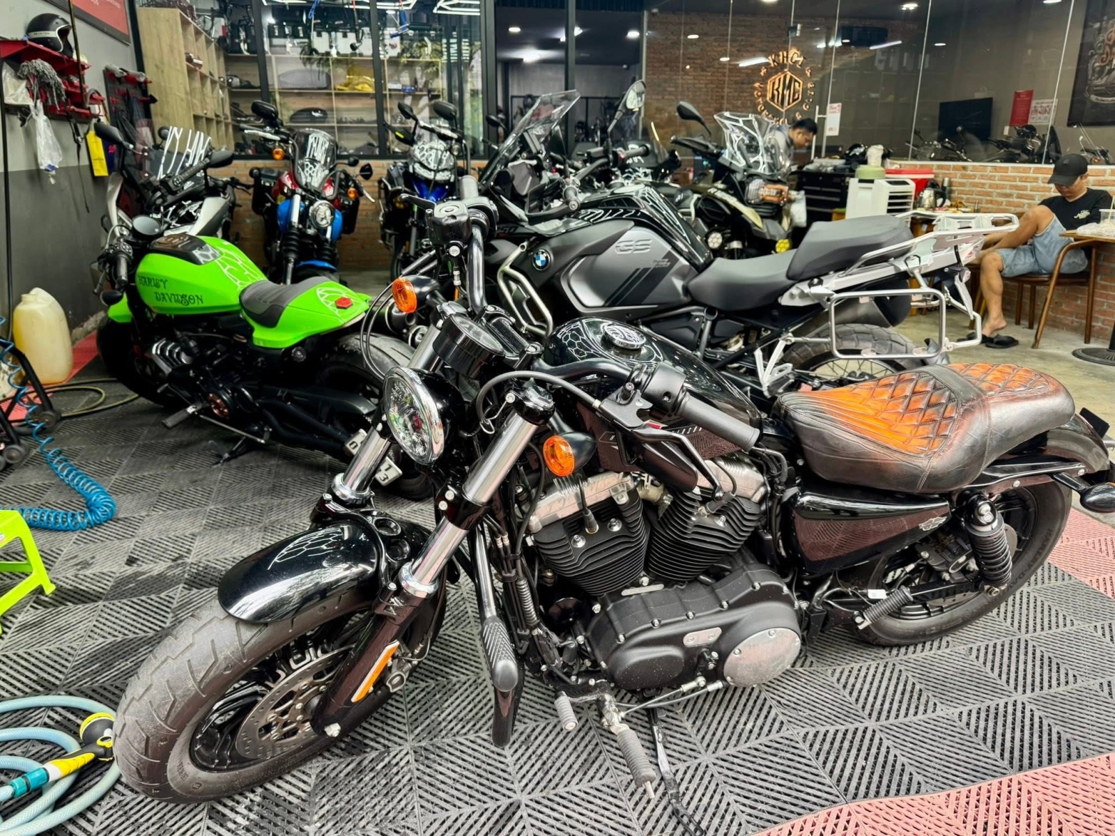 [T1/2026] Harley Davidson 48 2020 lướt 2k miles; BMW R1250 GSA Triple